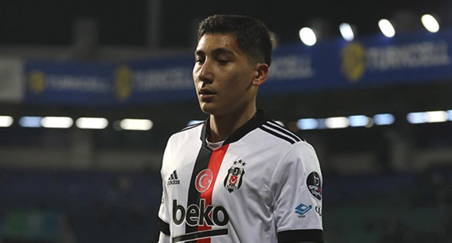 Emirhan İlkhan Forma İstedi