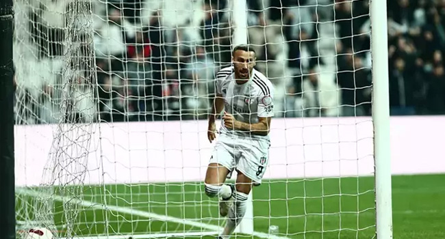 Cenk Tosun'un yeni takımı